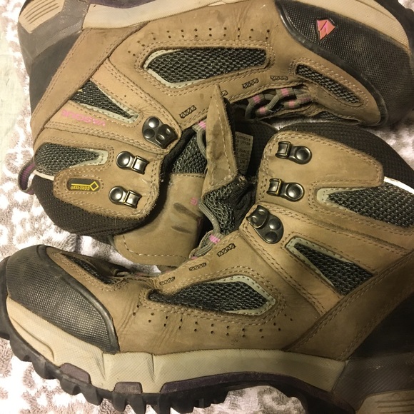 Vasque | Shoes | Vasque Leather Hiking Boots Goretex | Poshmark